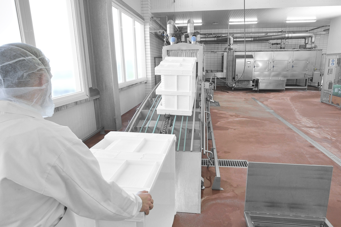 Industrie-Waschanlage in der Convenience-Industrie: Mohn GmbH