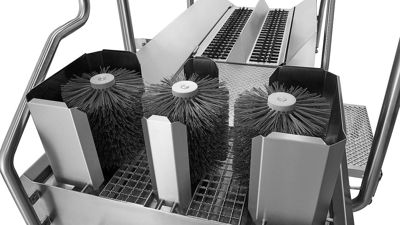 Boot washing basin: Mohn GmbH