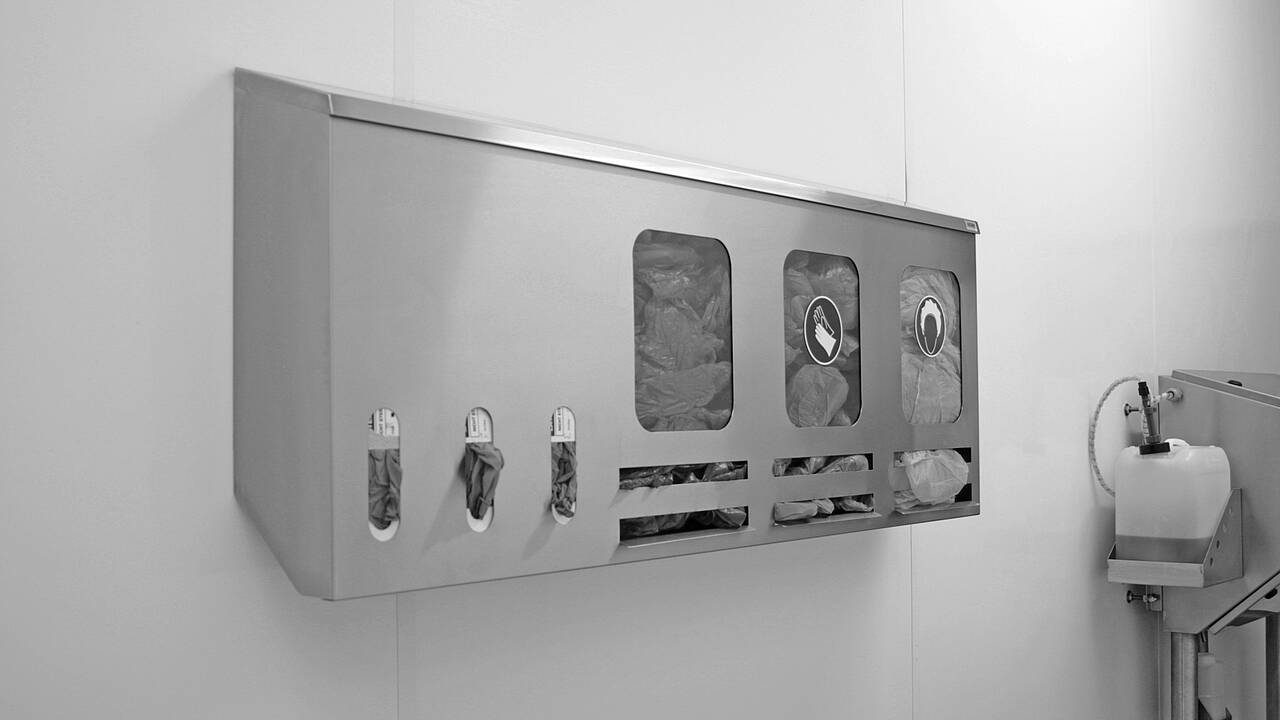 Glove dispenser, sheet metal, 3 cardboards: Mohn GmbH