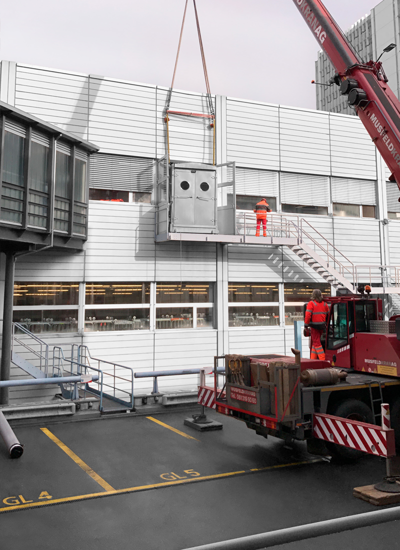 High-volume cabin washing system for 2-10 smoke trolleys: Mohn GmbH